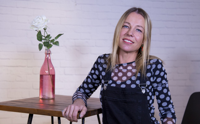 Renate Neumann, artista visual, sobre la evolución del arte en Chile: "La gente se está ...