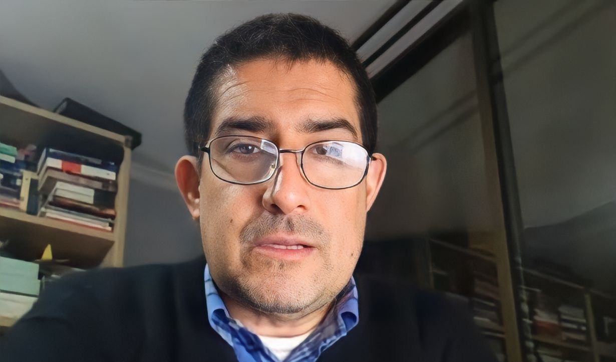Patricio Navia: "No se puede pretender que Chile siga el mismo camino ...